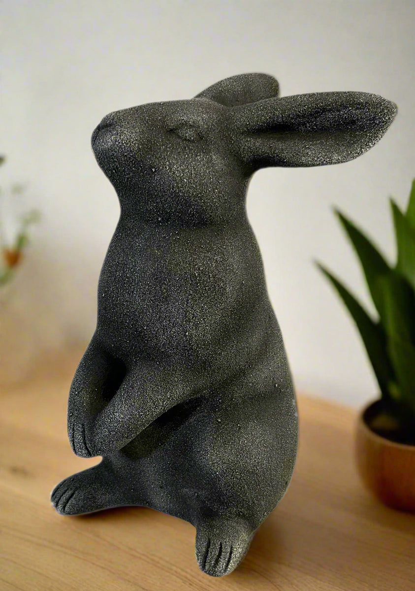 Standing Bunny Statue in Rough Charcoal – NetDécor