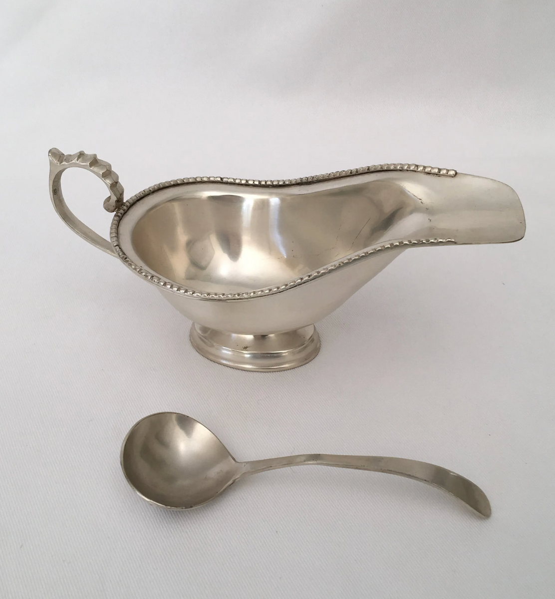 SAUCEBOAT & SPOON CLASSIC XL – NetDécor