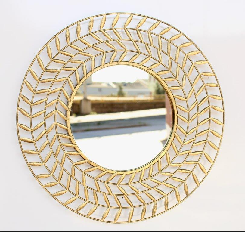 Round gold metal leaf detail mirror – NetDécor